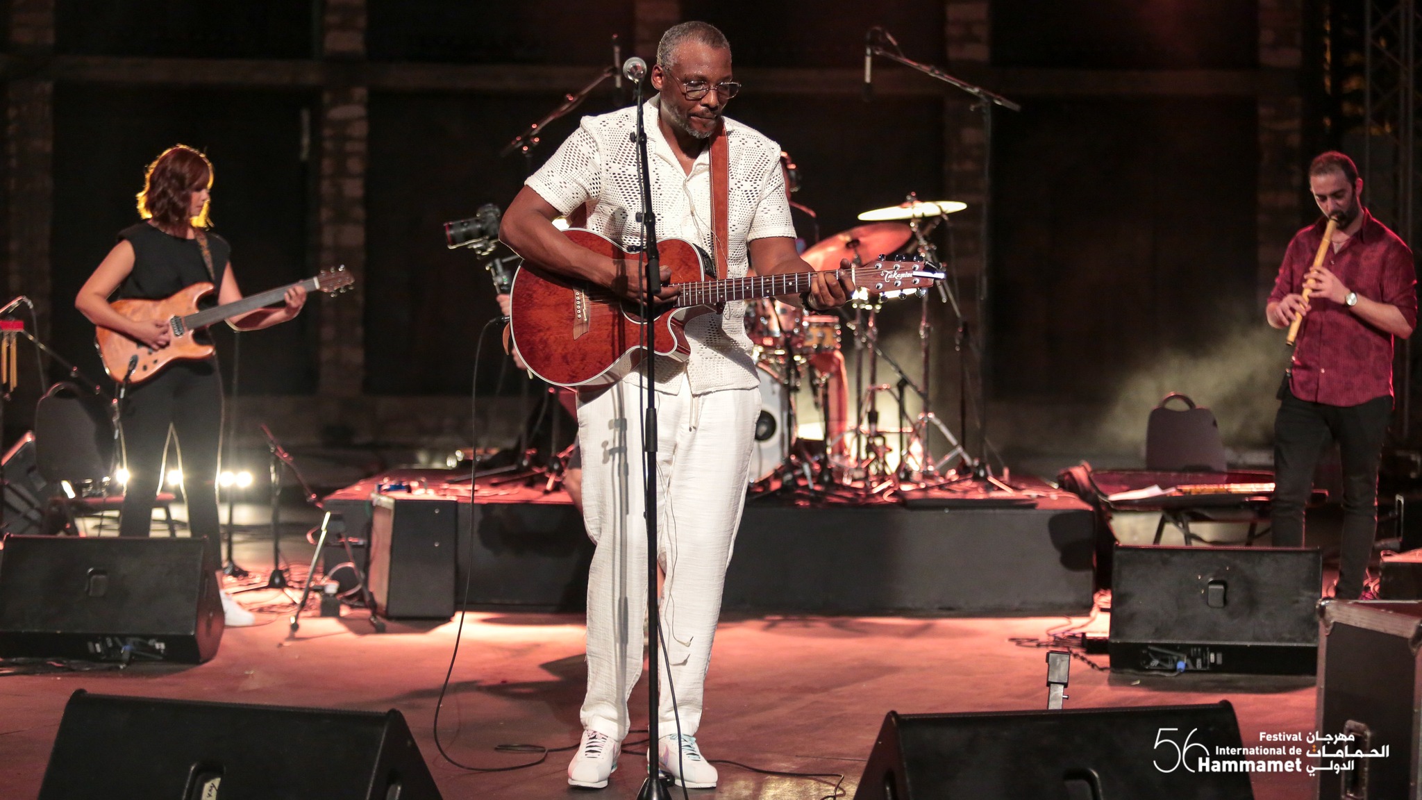 Sabri Mesbah fait vibrer ses fans au Festival international de Hammamet ...