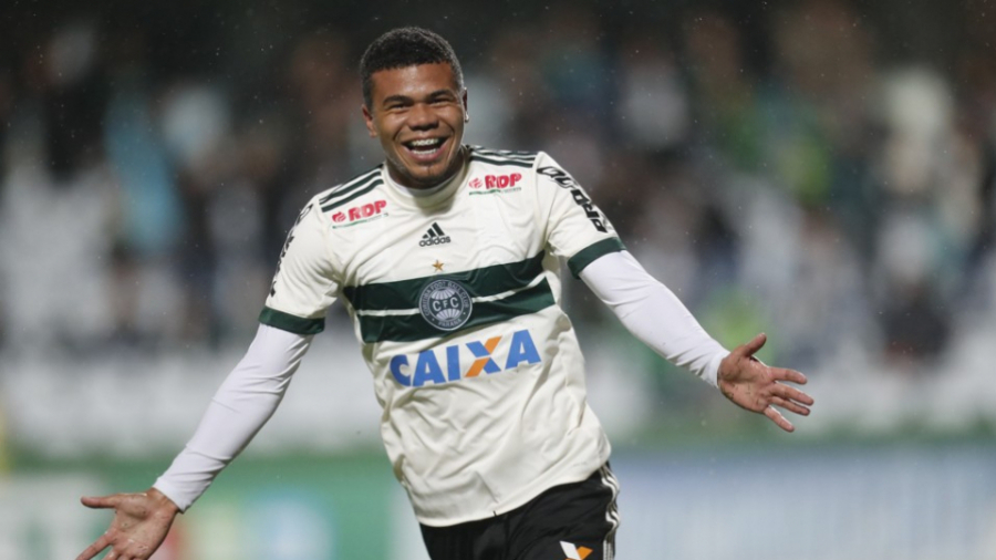 EST : le Brésilien Yan Sasse s’engage pour 3 saisons - Le Temps News